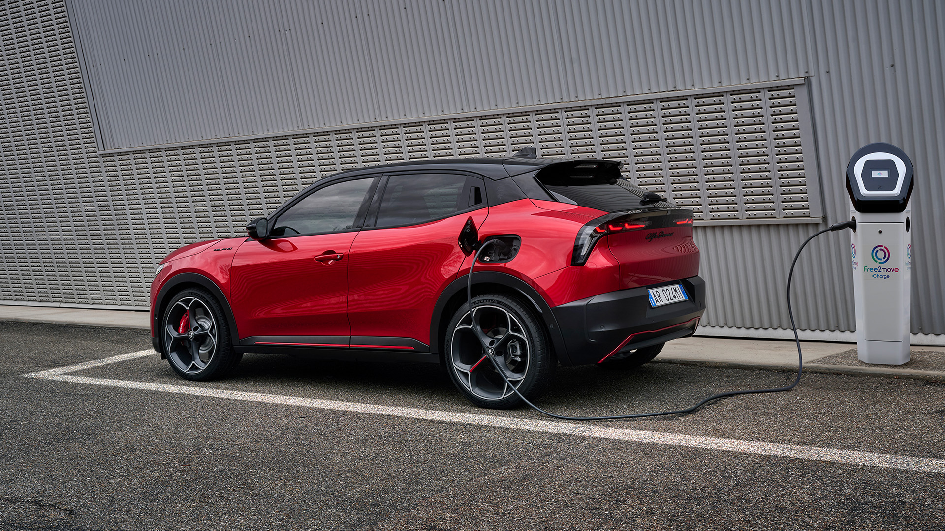 Auto Elettriche: Come Funzionano e Vantaggi | Alfa Romeo