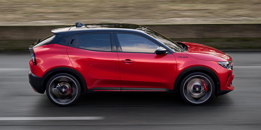 Alfa Romeo Junior Elettrica: interni & esterni | Alfa Romeo IT