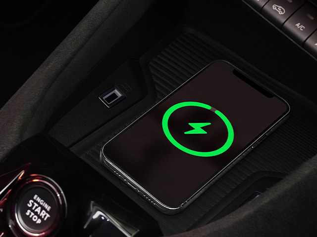 Alfa Romeo Junior Ibrida: interni ed esterni | Alfa Romeo IT