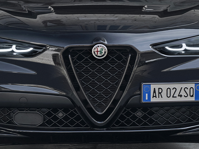 Stelvio Quadrifoglio Super Sport: Interni ed Esterni | Alfa Romeo IT