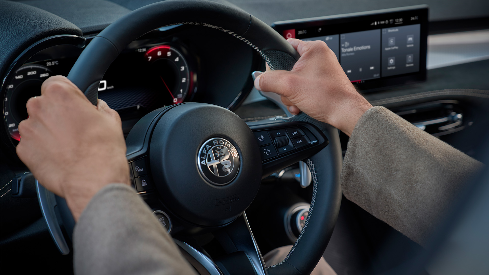 Servizi Connessi Alfa Romeo