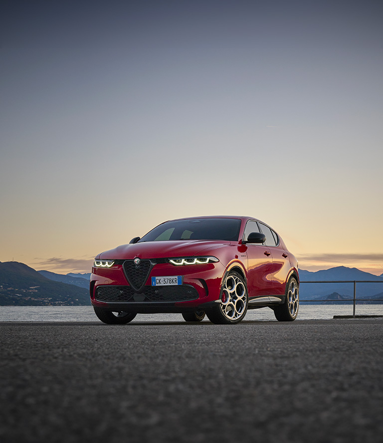Sito ufficiale Alfa Romeo: auto premium e sportive | Alfa Romeo